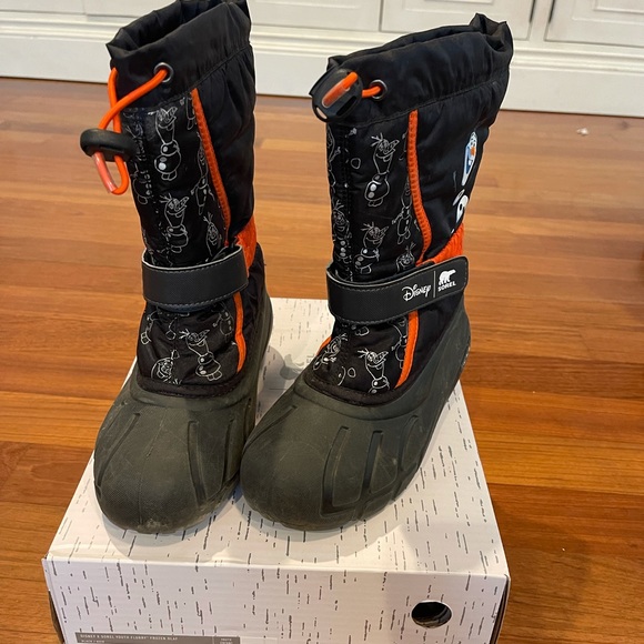 Sorel | Shoes | Disney X Sorel Youth Flurry Frozen Olaf Boot | Poshmark